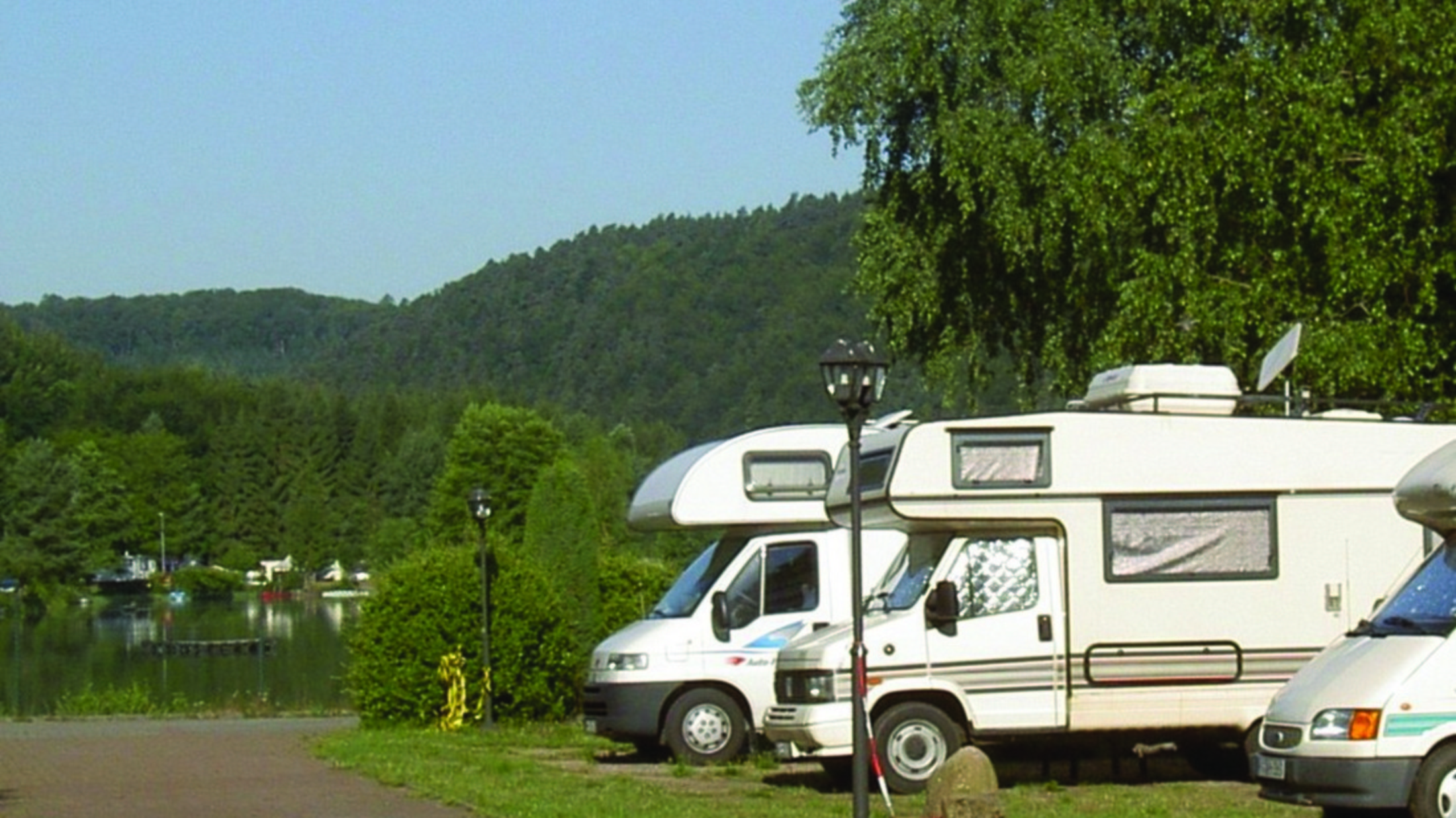 Wohnmobilstellplatz am Campingpark Clausensee in Waldfischbach ...
