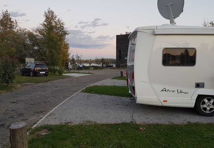 Camp Zagreb in Rakitje – promobil