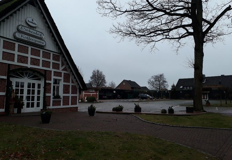 Wohnmobilstellplatz am Eichenhof Helmste (kostenlos) in Deinste – promobil