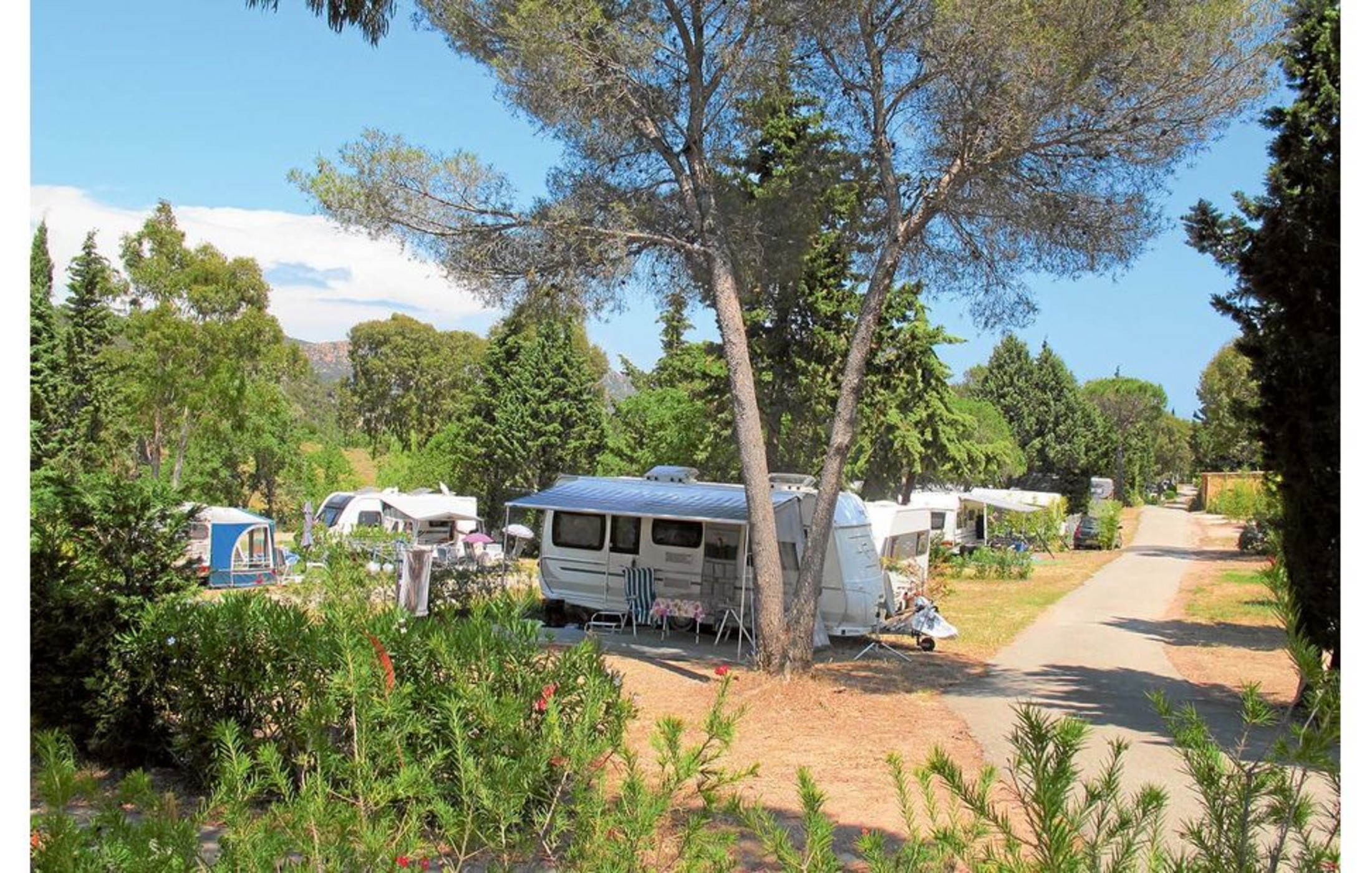 Castel Camping Caravaning Esterel in Saint-Raphaël – promobil