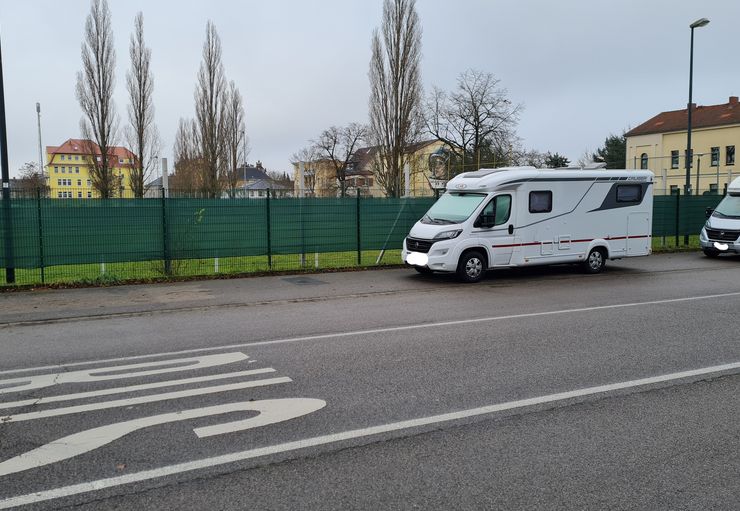 Wohnmobilstellplatz Wittenberg, Platz der Jugend (kostenlos) in Lutherstadt Wittenberg – promobil